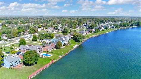 Gallery Anchor Bay Harbor