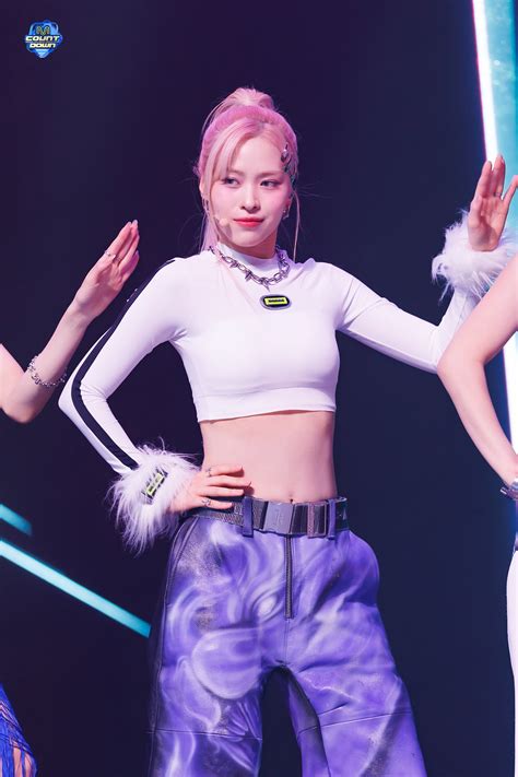 240111 Itzy Ryujin Born To Be And Untouchable At M Countdown