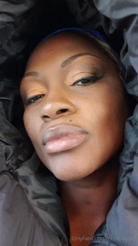 Ava Black Aka Missavablack 25 10 2023 3062634908 Sitting On The Train Breaking Up With Guys