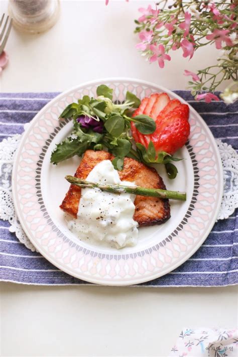 연어스테이크 굽기 소스 홈파티 생 연어요리 노르웨이연어는언제나옳다 네이버 블로그