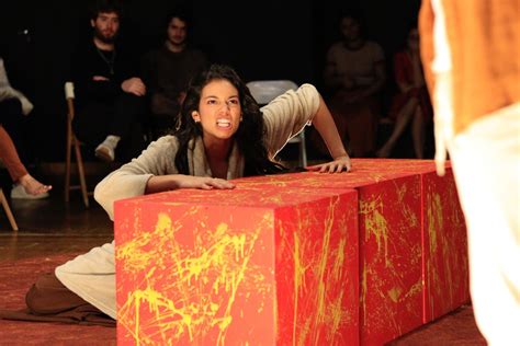 Ex Bbb Alane Estreia Como Atriz Em Peça No Rio Foi Especial