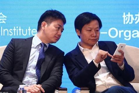 小米董事会背着雷军奖励98亿元股票，再看看公司法怎么说