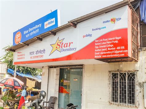 Star Dormitory 𝗕𝗢𝗢𝗞 Mumbai Hostel