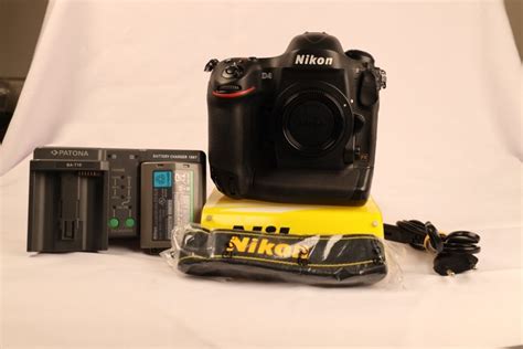 Nikon D4 Camera Body Inclusief Accessoires Digital Camera Catawiki