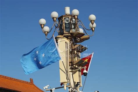 北京天安门广场悬挂中密国旗欢迎密克罗尼西亚总统访华 人民图片网