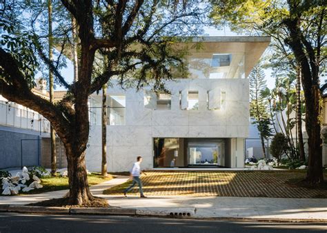 Triptyques Marble Building Is Made To Look Like An Ice Cube