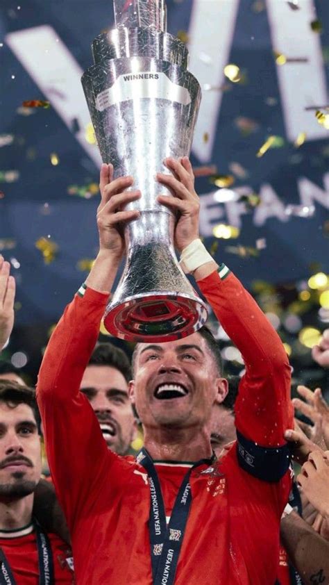 أفكار360 اسم المجلس في لوحة 2025 رونالدو كريستيانو رونالدو يوفنتس