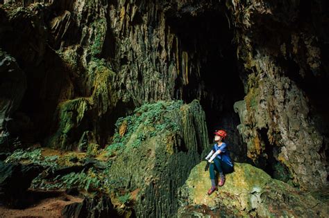 Thuy Cung Cave In Quang Binh Province