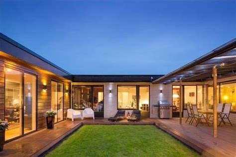 บ้านน็อคดาวน์ สไตล์โมเดิร์น ชั้นเดียว 3 ห้องนอน 2 ห้องน้ำ ตกแต่งสวยงาม ราคาไม่แพง Honghong