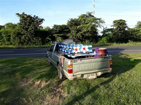 ขอขอบคุณ คุณพ่อวิมล คุณแม่เกศ บ้านท่าไห ตำบล ท่าไห อำเภอ เขื่องใน จังหวัด อุบลราชธานี ที่มา