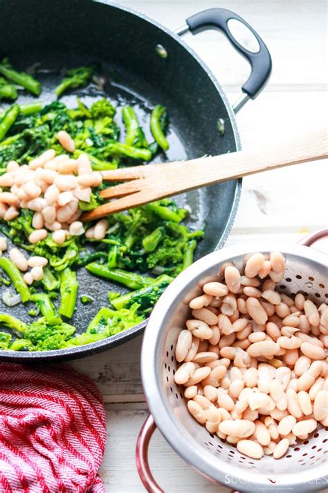 Spicy Italian Rapini And Cannellini Beans Sugarlovespices