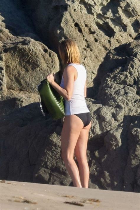 Amber Valletta Looks Sexy At Photos The Fappening