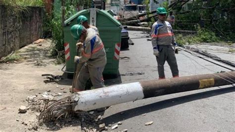 Vento Deixa 15 Mil Sem Luz Em São Paulo