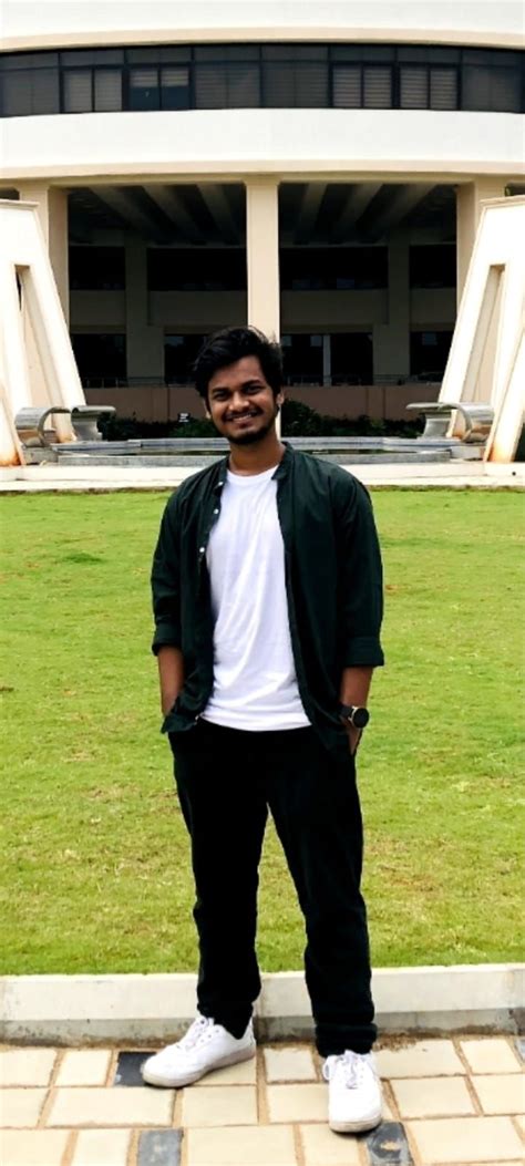 𝐖𝐡𝐨 𝐃𝐞𝐜𝐢𝐝𝐞𝐬 𝐘𝐨𝐮𝐫 𝐋𝐢𝐦𝐢𝐭 Mukkala Rohit Posted On The Topic Linkedin