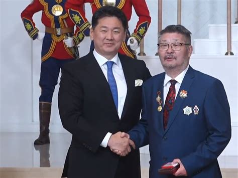 Анагаах ухааны доктор профессор О Баатархүүд “Академич П Нямдаваа” алтан медаль олгохоор болжээ