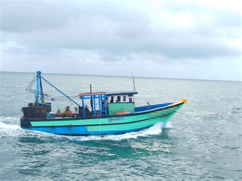මුහුදු කොල්ලකරුවන්ට හසු වූ බහුදින ධීවර යාත්‍රාව සෙවීමේ මෙහෙයුම් Lnw