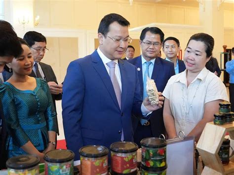 ឯកឧត្តមរដ្ឋមន្ត្រី ឌិត ទីណា ចូលរួមទិវាសុវត្ថិភាពម្ហូបអាហារពិភពលោកនៅកម្ពុជា ឆ្នាំ២០២៣ វិមាន៧មករា