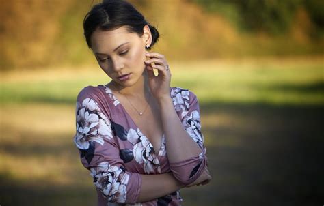 Download Wallpaper Girl Model Alice Bokeh Section Girls In Resolution X