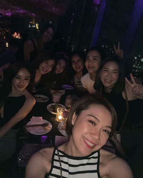 เป้ย ปานวาด ผื่นขึ้นหน้าจากอาการแพ้แอลกอฮอลล์ ชี้ต้นเหตุเพราะเพื่อนรัก นิหน่า