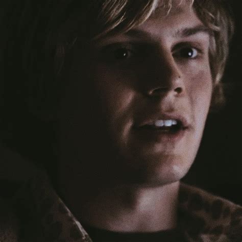 Tate Langdon ピーターズ エヴァン