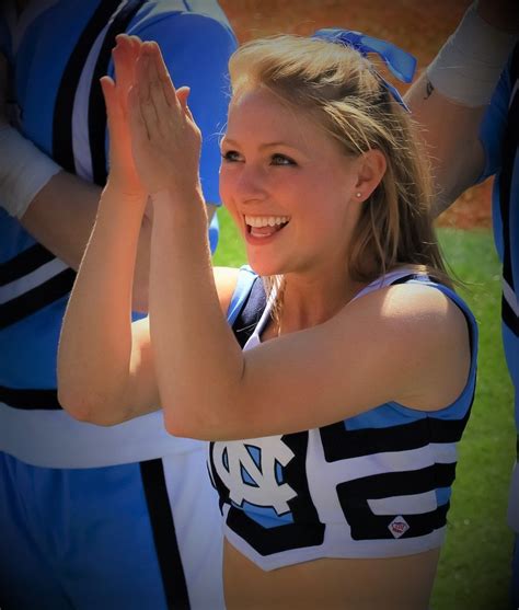Unc Cheerleaders Tribute Photo