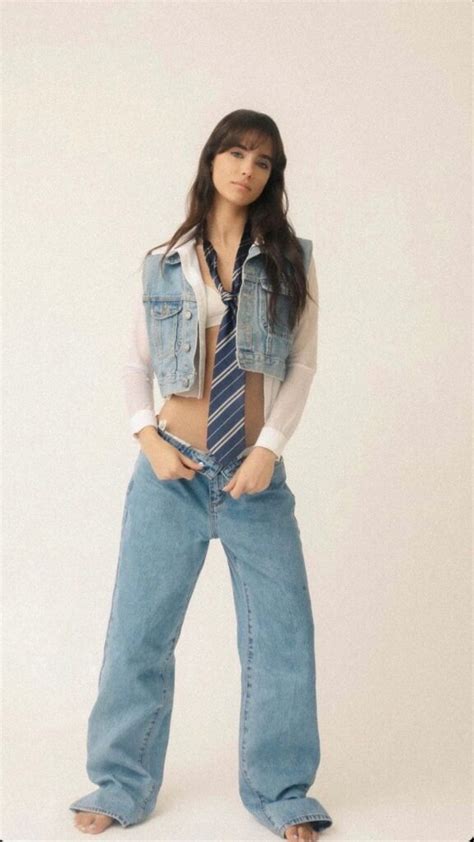 Renee Herbert Feet Nsfw Feet Pics Celeb Feets