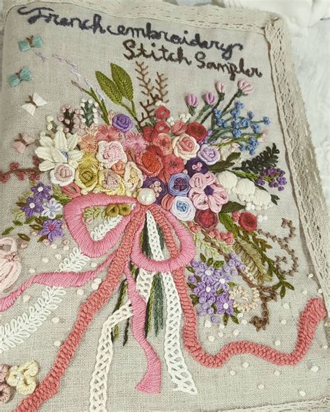 드디어 완성~~ 화려한 꽃다발 좋다좋아~~ 프랑스자수스티치북 함안프랑스자수 진주프랑스자수 함안공방