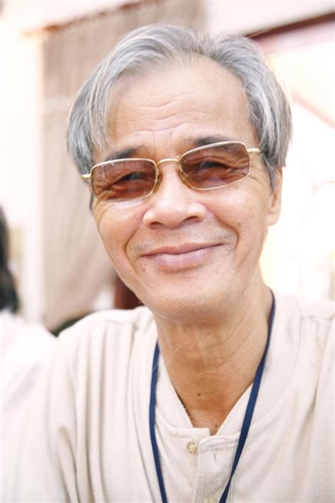 Nhà Văn Xuân Đức Sống Với Những Nhân Vật éo Le Tạp Chí Tao Đàn