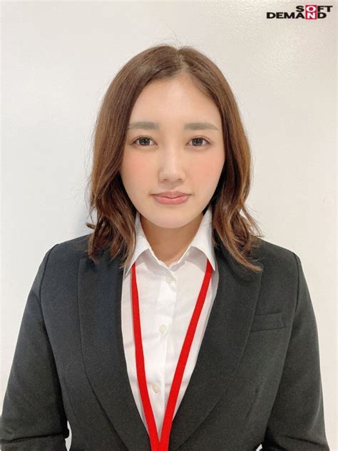 ロッカーの向こうには40名以上の同僚が通常業務中！公開全裸！！sod女子社員 ハダカになるより恥ずかしい脱ぎキャンbox野球拳 小野村光