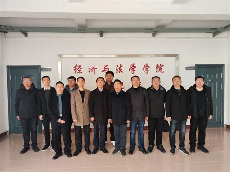 安徽巢达律师事务所来巢湖学院洽谈深化产学研合作