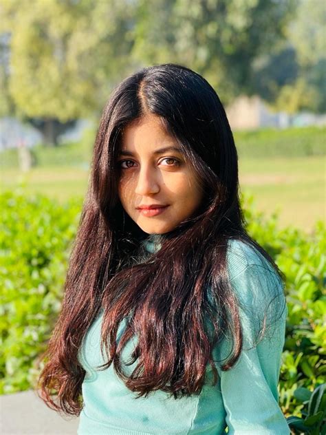 Sakshi Upadhyay Medium