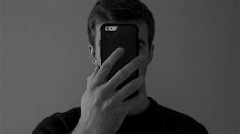Why The Infinite Scroll Is So Addictive