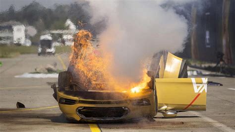 Finto Crash Test Con Incendio Axa Si Scusa Con Tesla Elettrico Automoto It