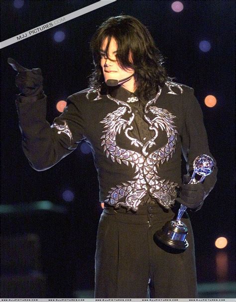 Michael Jackson ~ World Music Awards 2000 Michael Jackson Outfits