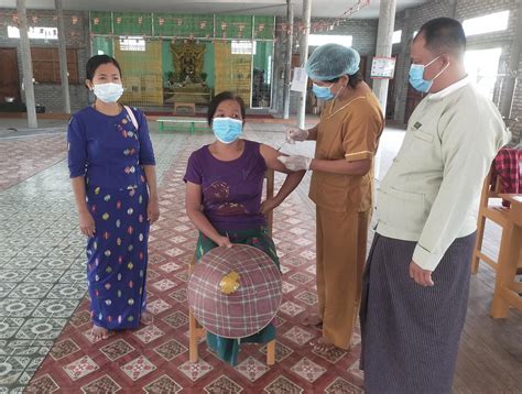 မင်းလှမြို့နယ်တွင် ကိုဗစ် ၁၉ရောဂါ ကာကွယ်ဆေးထိုးနှံပေး Information And Public Relations Department