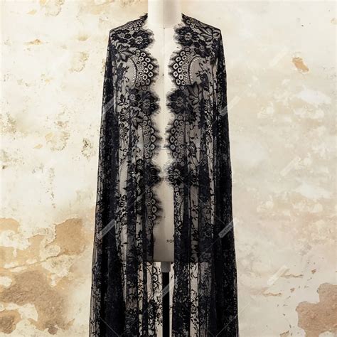 Black Floral Pattern Scalloped Edge Eyelash Lace Fabric Oneyard