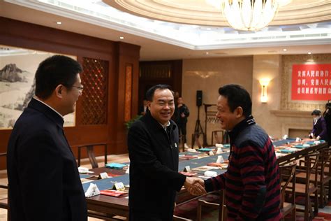 公司副董事长聂祖荣应邀出席芜湖早餐会 广东道氏技术股份有限公司