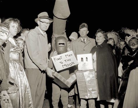 Mitch O Connell The Top World S Weirdest And Sexiest Vintage Robots