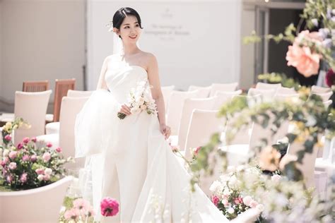 여자동생들이나 친구들 중 나에게 상승혼상향혼을 하는 방법을 물어본 친구들이 꽤 있다 그 친구들이 보기엔 20대때 별 볼게없고 인생 힘들어 했던 내가 사업하는 남편