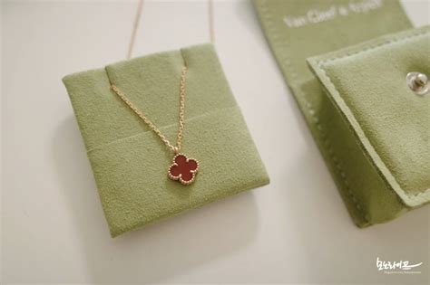 일본 도쿄 반클리프 긴자식스점 스위트 알함브라 펜던트 구입 네이버 블로그