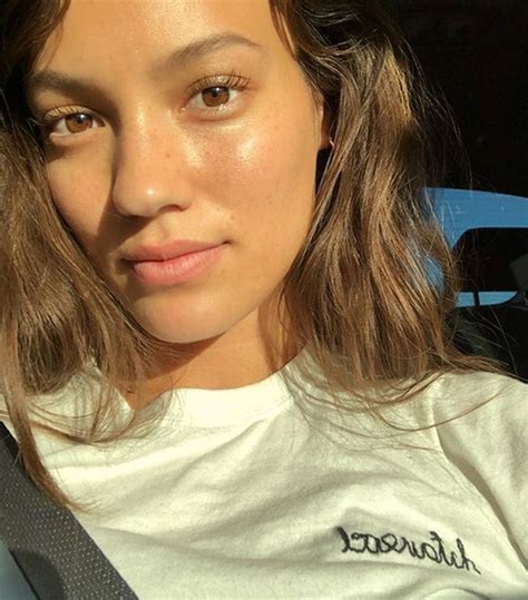 Cute Girls In Bikinis