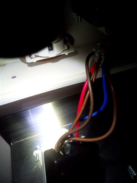 Bathroom Mirror And Shaver Socket Diynot Forums