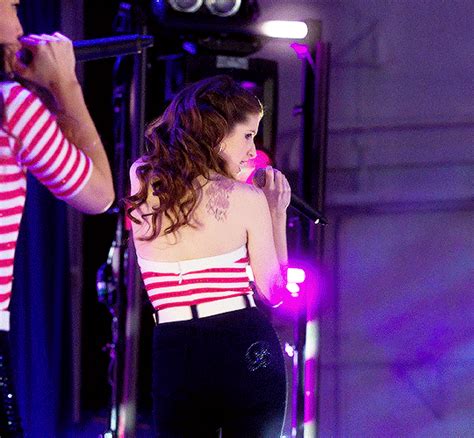 Anna Kendrick R Celebritybutts