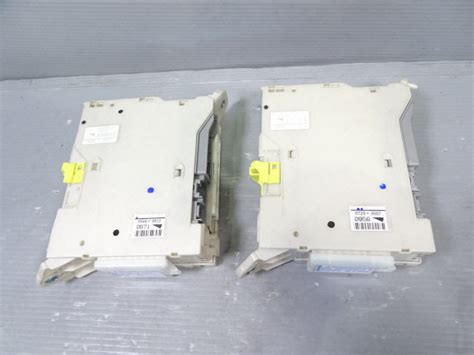 【傷や汚れあり】ヴェルファイア Daa Ath20w ヒューズ ボックス Box 2azfxe 82730 58143 ハイブリッド