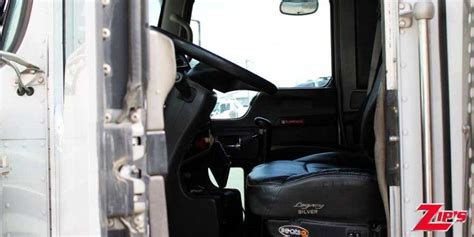 2021 Holmes Dtu 17 5 Ton Tow Unit 2014 Kenworth W900 W 60sleeper 22786 Zips