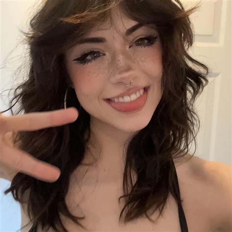 Hannah Owo Age Height Boyfriend Net Worth Wiki Bio Facts