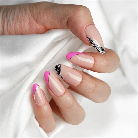 ТОП 5 ЛЕТНИ дизайна за за къси и средни нокти маникюр за грациозни пръсти СНИМКИ За Жената