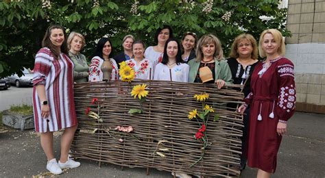 Центр у справах сімї та Центр у справах сімї та жінок