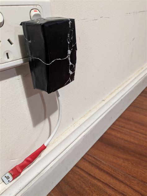 Web Based Temperature Monitor With Storage