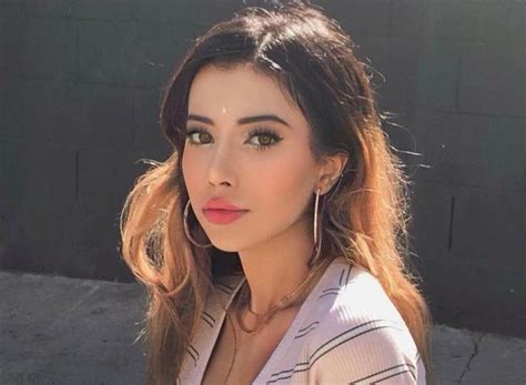 Sakshi Chopra In Bathing Suit Has Angel Energy — Celebwell